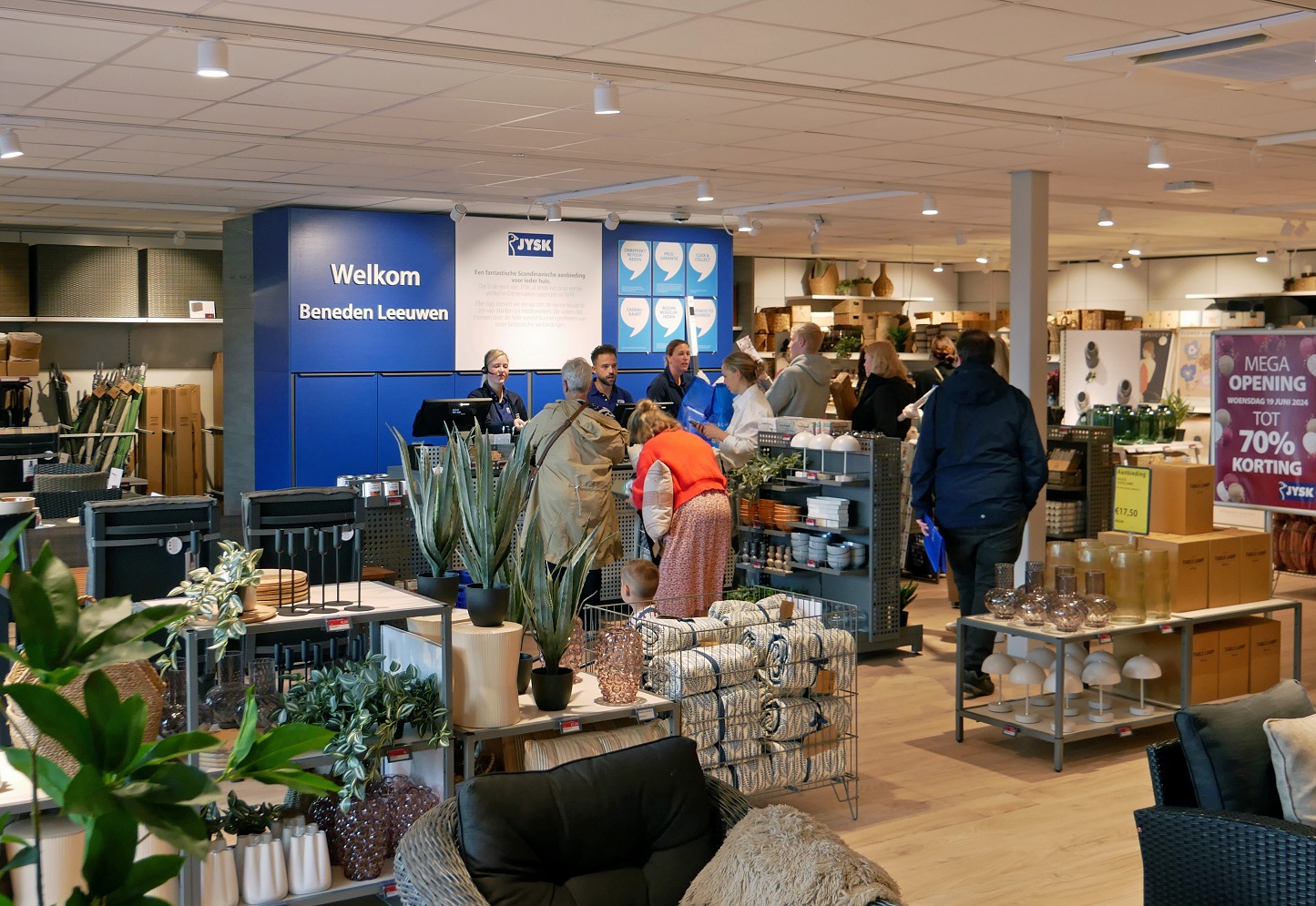 JYSK opent 'hele mooie winkel' in Beneden-Leeuwen: 'We gaan hier ...